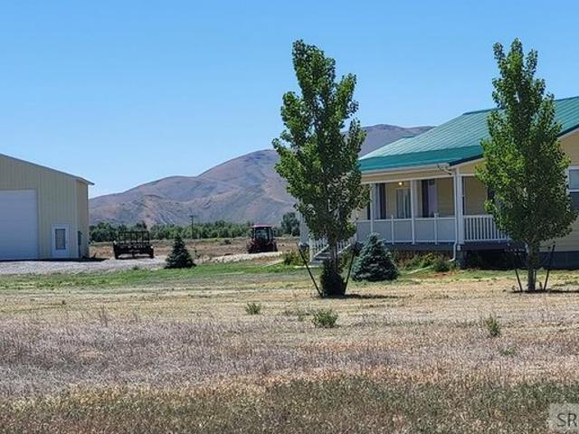 3885 N 3580 W, Mackay, ID 83251