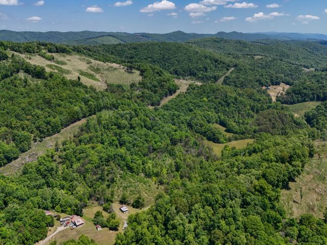 3885 Hickory Hill Road