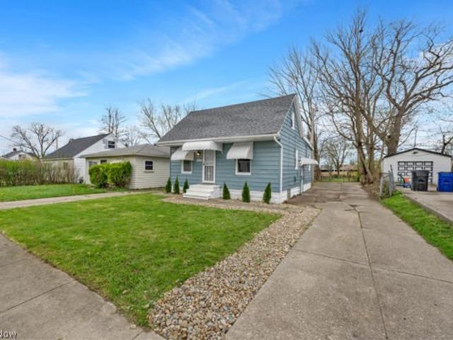 3886 E 143rd Street