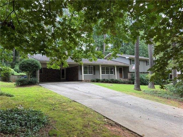 3887 Menlo Dr, Atlanta, GA 30340