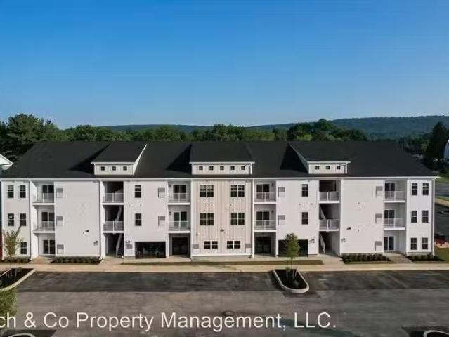 3887 East Market Street Unit 208 3881 3889 E Market St
