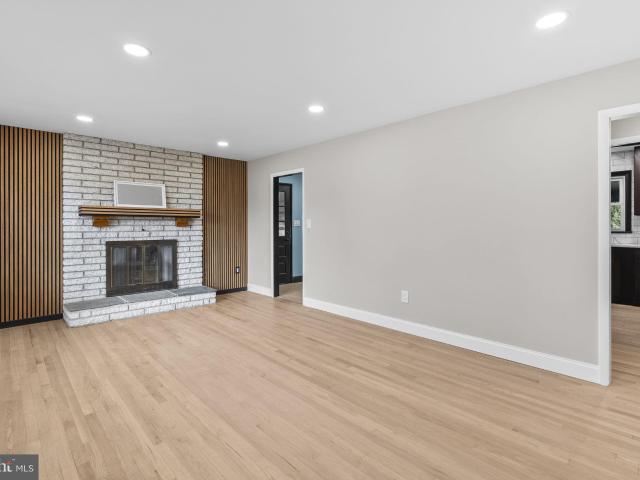 3887 Shadywood Dr, Jefferson, MD 21755 | MLS #MDFR2075