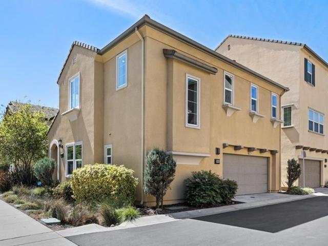 38881 Photinia Pl, Newark, CA 94560