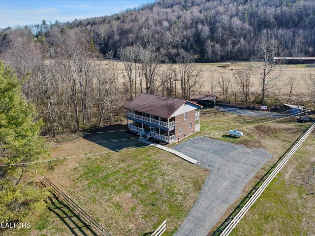 3888 Cosby Hwy