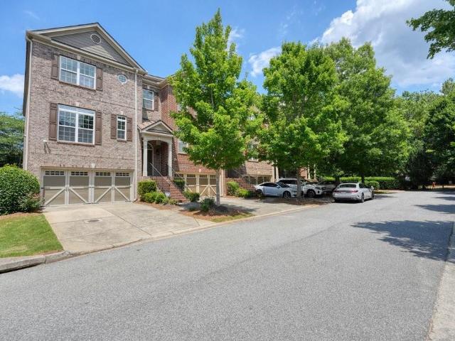3888 Fairhill Point