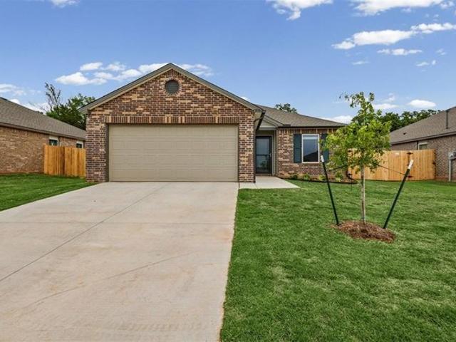 3880 Ada Ave, Harrah, OK 73045