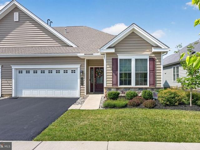 3880 Victors Way, Easton, PA 18045