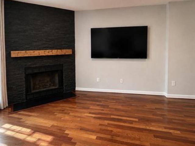 3881 Steppes Ct Unit B, Falls Church, VA 22041
