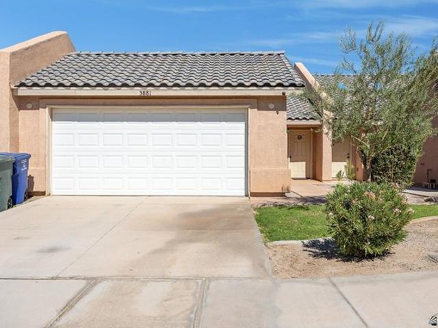 3881 S Desert Sky Dr, Yuma, AZ 85365