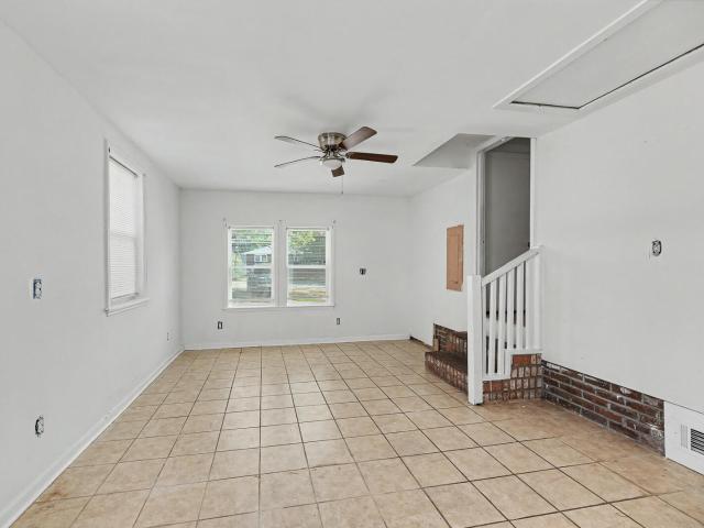 3881 Walnut Street