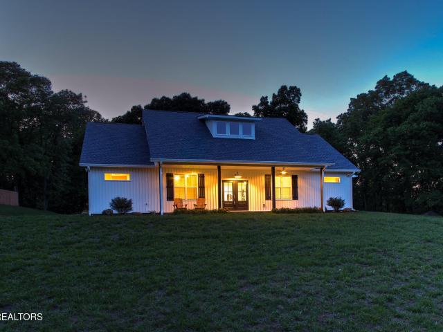 3882 Thomas Cross Rd