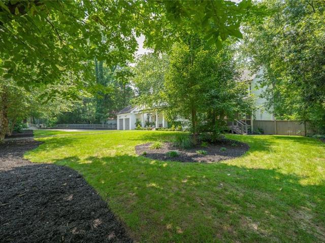 3882 Wieuca Road NE