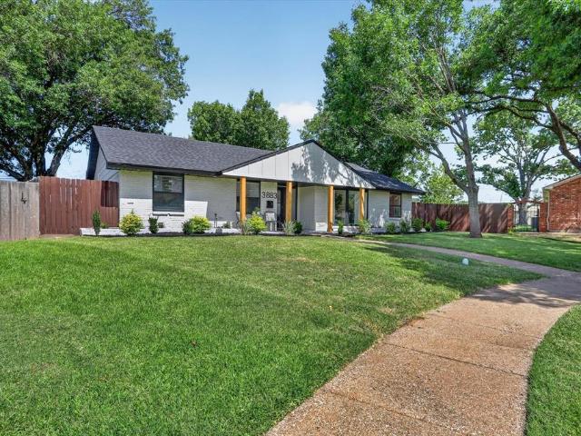 3883 Antigua Circle