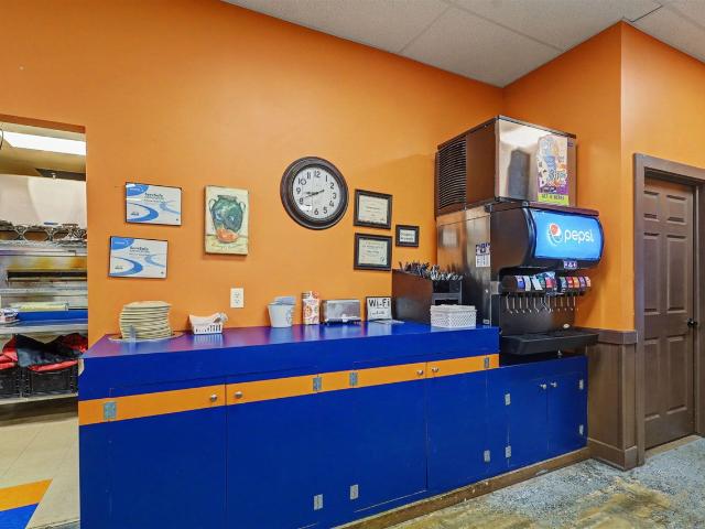 3883 W Carleton Road