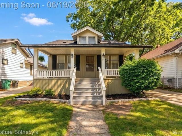388 Channing St, Ferndale, MI 48220