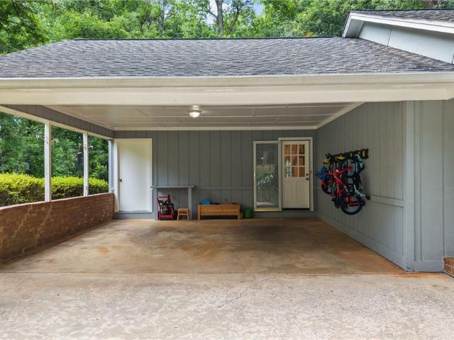 388 Cherokee Ridge