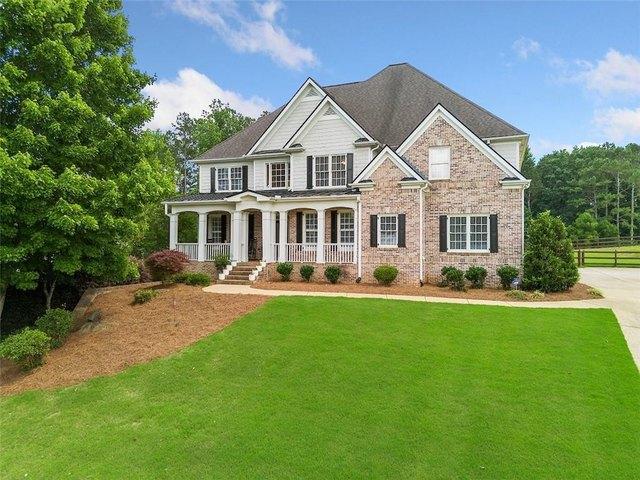 388 Golf Crest Dr, Acworth, GA 30101