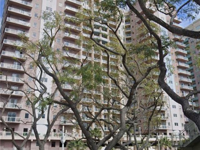 388 E Ocean Boulevard 718
