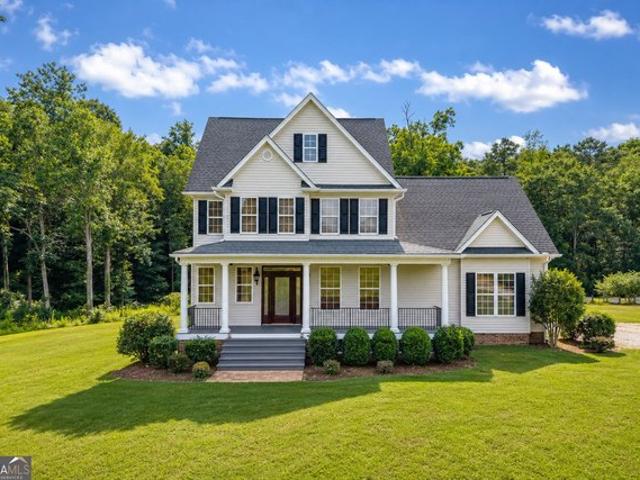 388 Kay Dr, Hartwell, GA 30643