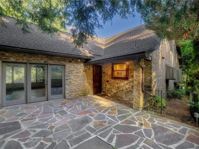 388 High St