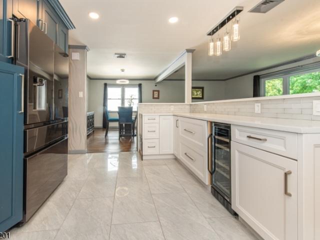 388 Irving Ave