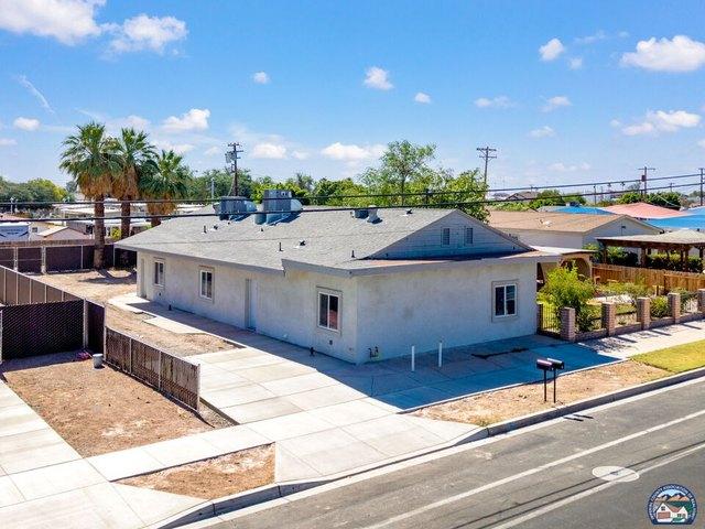 388 N Palm Ave, Brawley, CA 92227