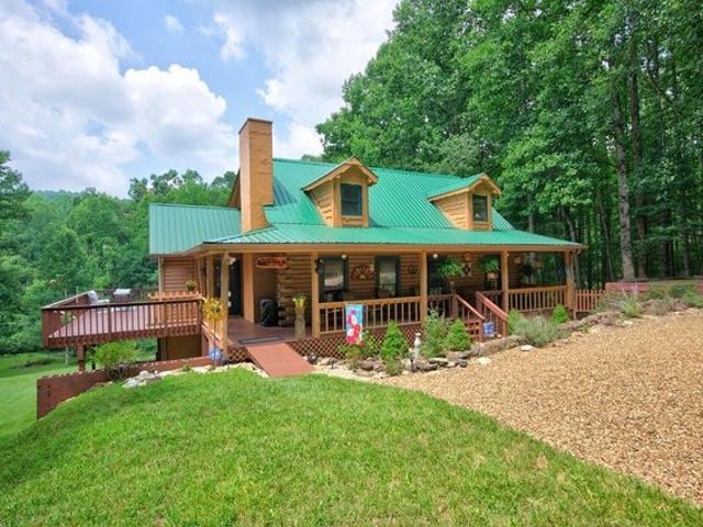 388 Southern View Trl, Fancy Gap, VA 24328