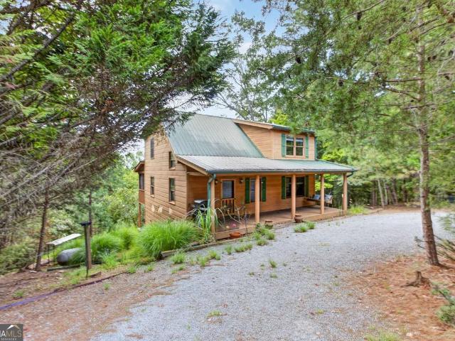 388 Palisade Drive
