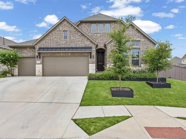 388 Washington Dr