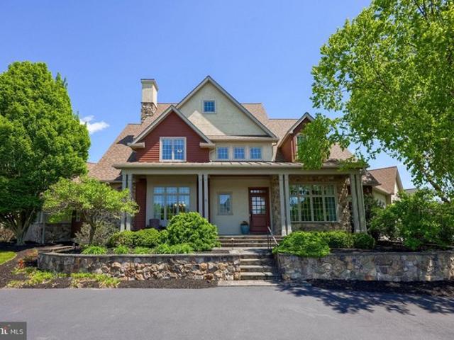 388 Wheatfield Dr, Lititz, PA 17543