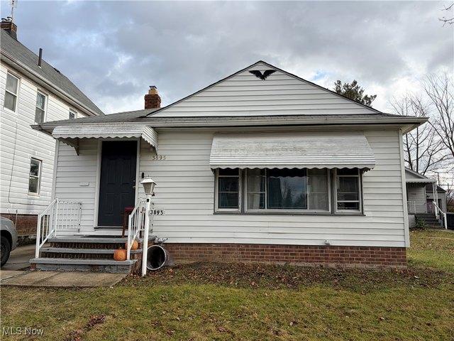 3895 E 151st St, Cleveland, OH 44128