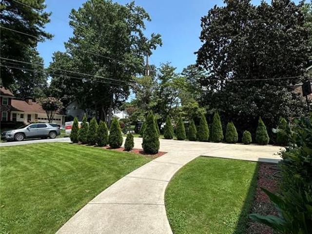 3896 Northlake Creek Drive