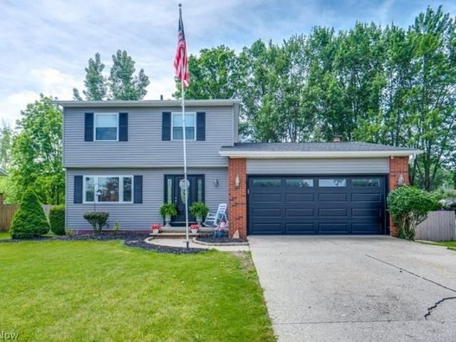 3896 Buckingham Dr, Brunswick, OH 44212