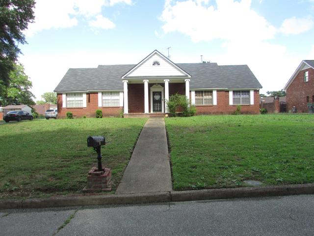 3896 paula dr