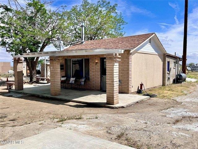 3896 th St E, Palmdale, CA 93550