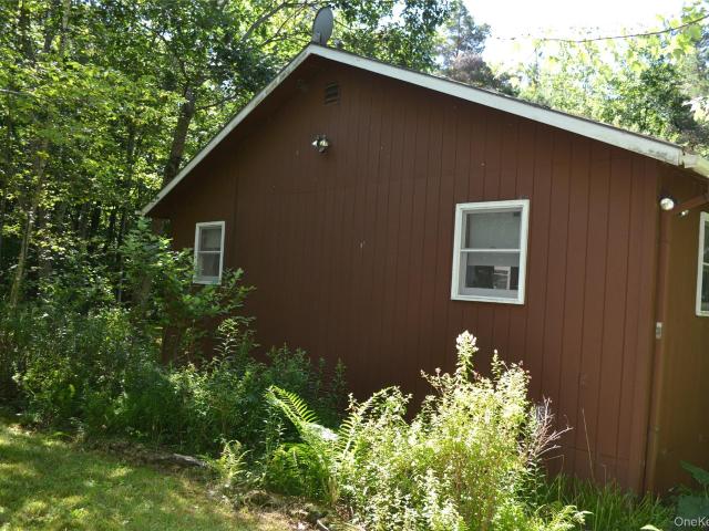 3897 Campbell Mountain Road
