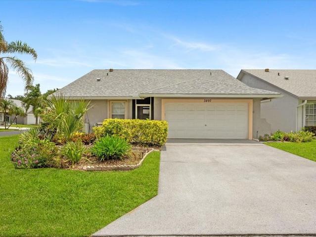 3897 Dafilee Cir, West Palm Beach, FL 33417