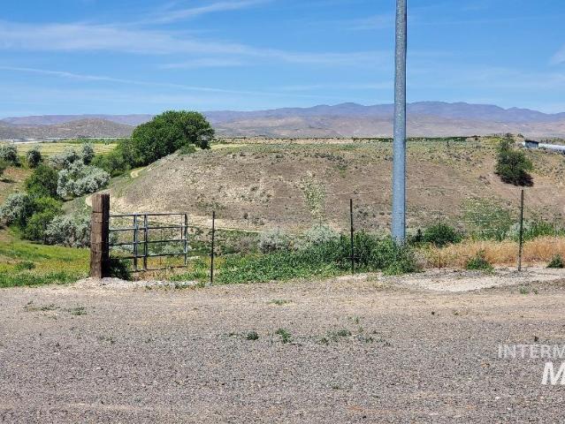 3897 W Elm Road
