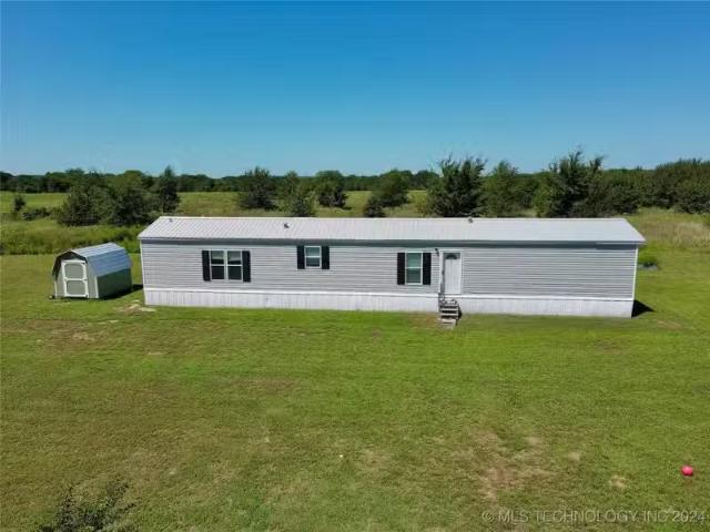 389085 E 1040 ROAD, WELEETKA, OK 74880 Single Family Residence.