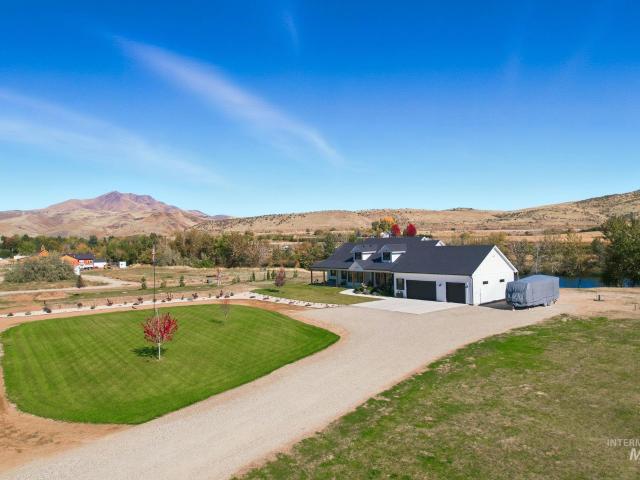 3890 Birch Lane