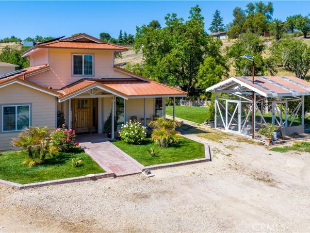 3890 Hillcrest