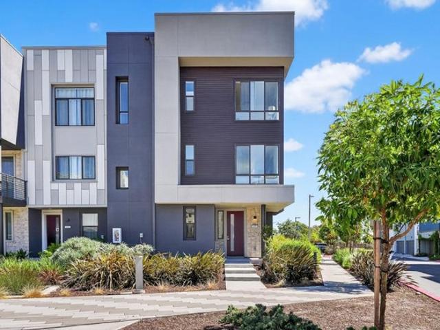 3891 Vanguard Cmn Unit 1004, Fremont, CA 94538