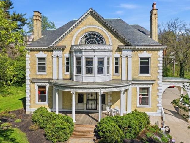 3892 Clifton Ave, Cincinnati, OH 45220