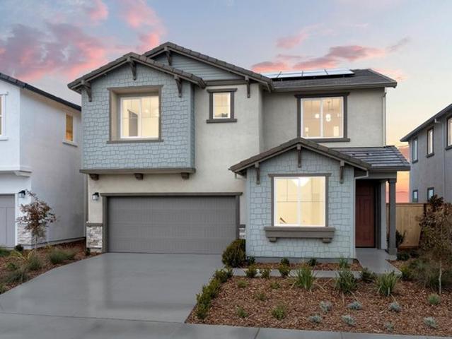 3892 Cross Point Rd, Roseville, CA 95747
