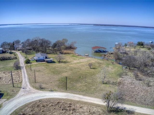 3892 Thunder Point Dr, Lone Oak, TX 75453 | MLS #21194 | Compass