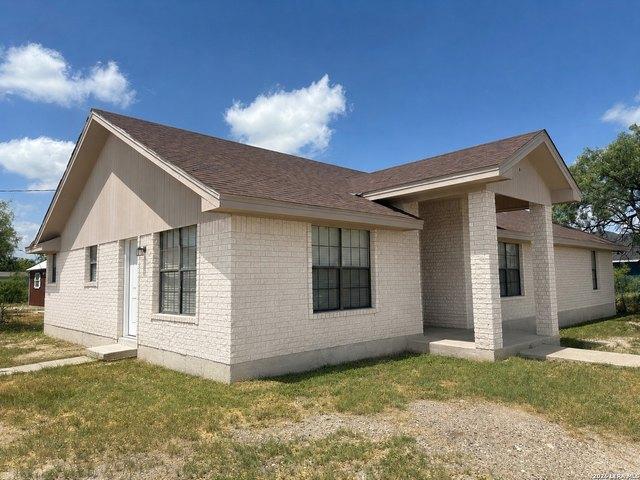 3893 Cross Creek Dr, Eagle Pass, TX 78852