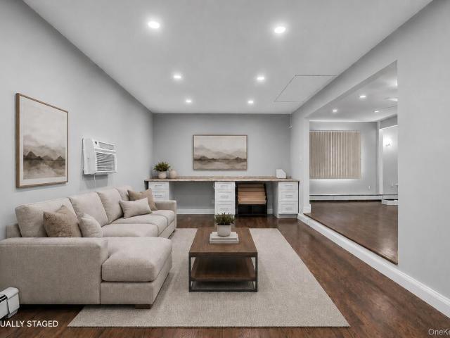 389 33rd Street