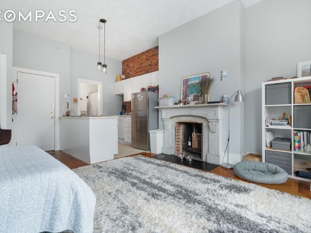 389 Beacon St 8, Boston, MA