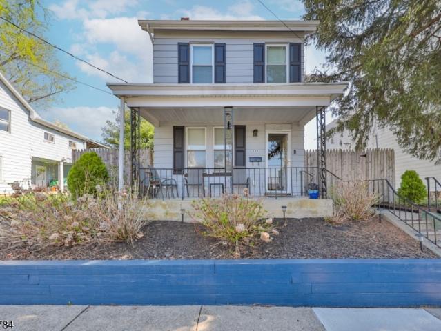 389 Grant St, Phillipsburg, NJ 08865 | MLS #4021 | Compass