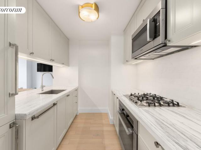 389 E 89TH Street 9B